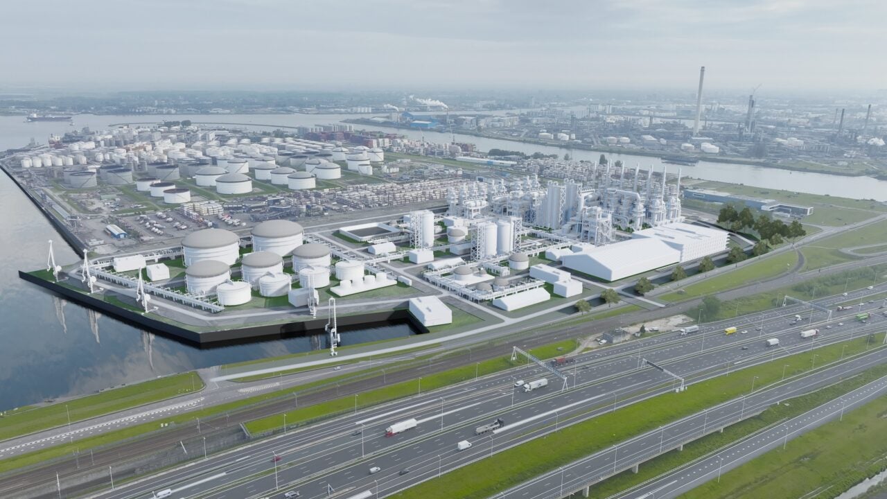 Worley wins engineering contract for Power2X eFuels Rotterdam project ...
