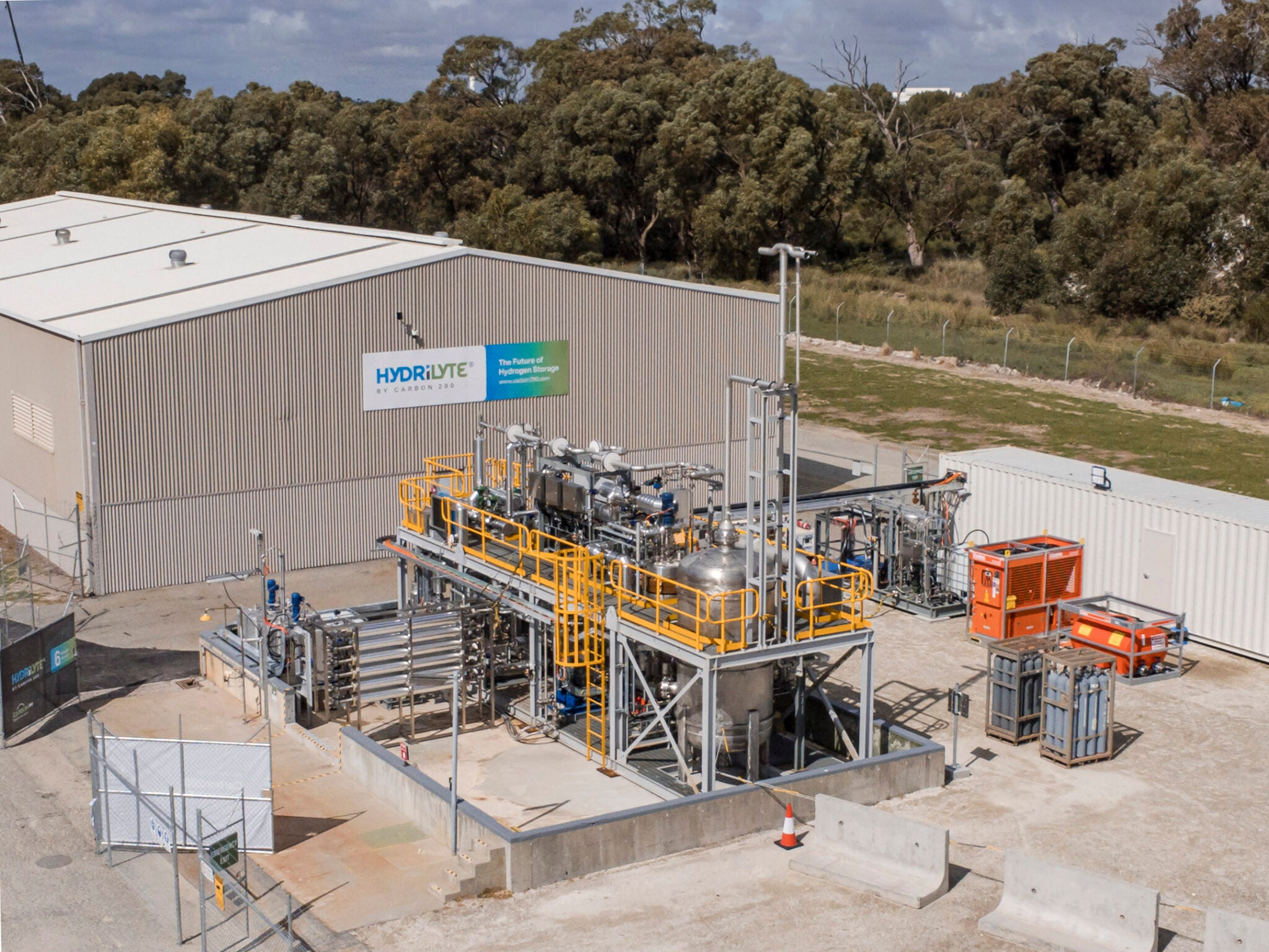 Carbon280 starts up hydrogen-storage pilot plant in Australia | Page 1