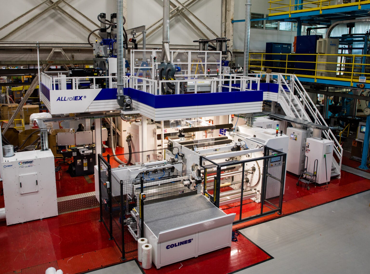 LyondellBasell installs new cast film line at Cincinnati Technology ...